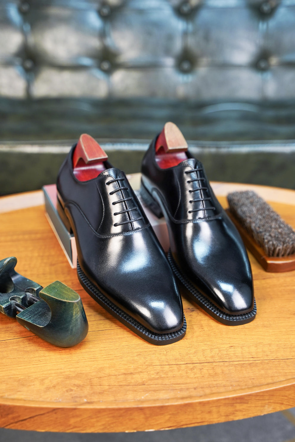 Midnight Black Oxford – Classic Men’s Leather Dress Shoes. – HolloMen