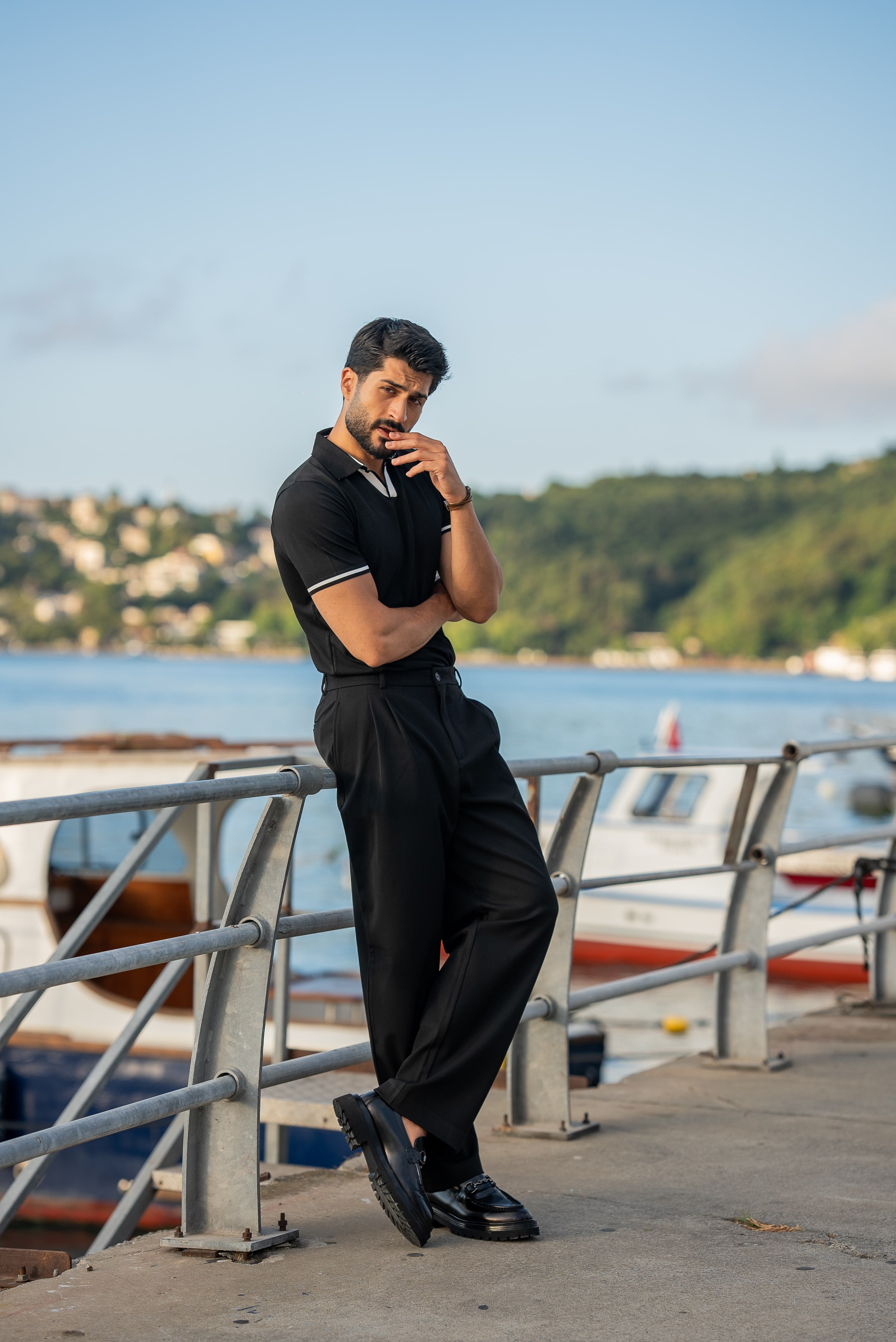 Positano Black Polo Collar Men's T-Shirt. – HolloMen