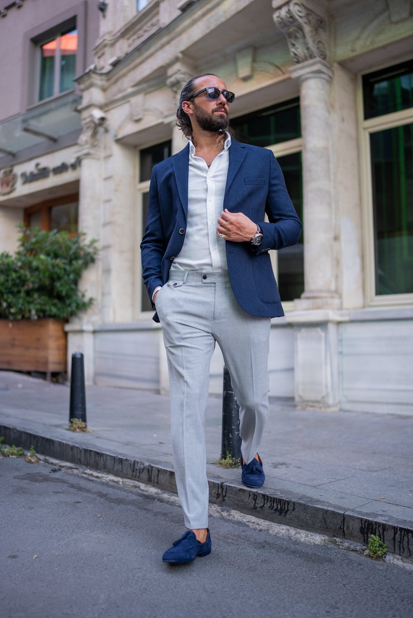 Unparalleled Elegance and Sophistication with Navy Blue Jacket | HolloMen.