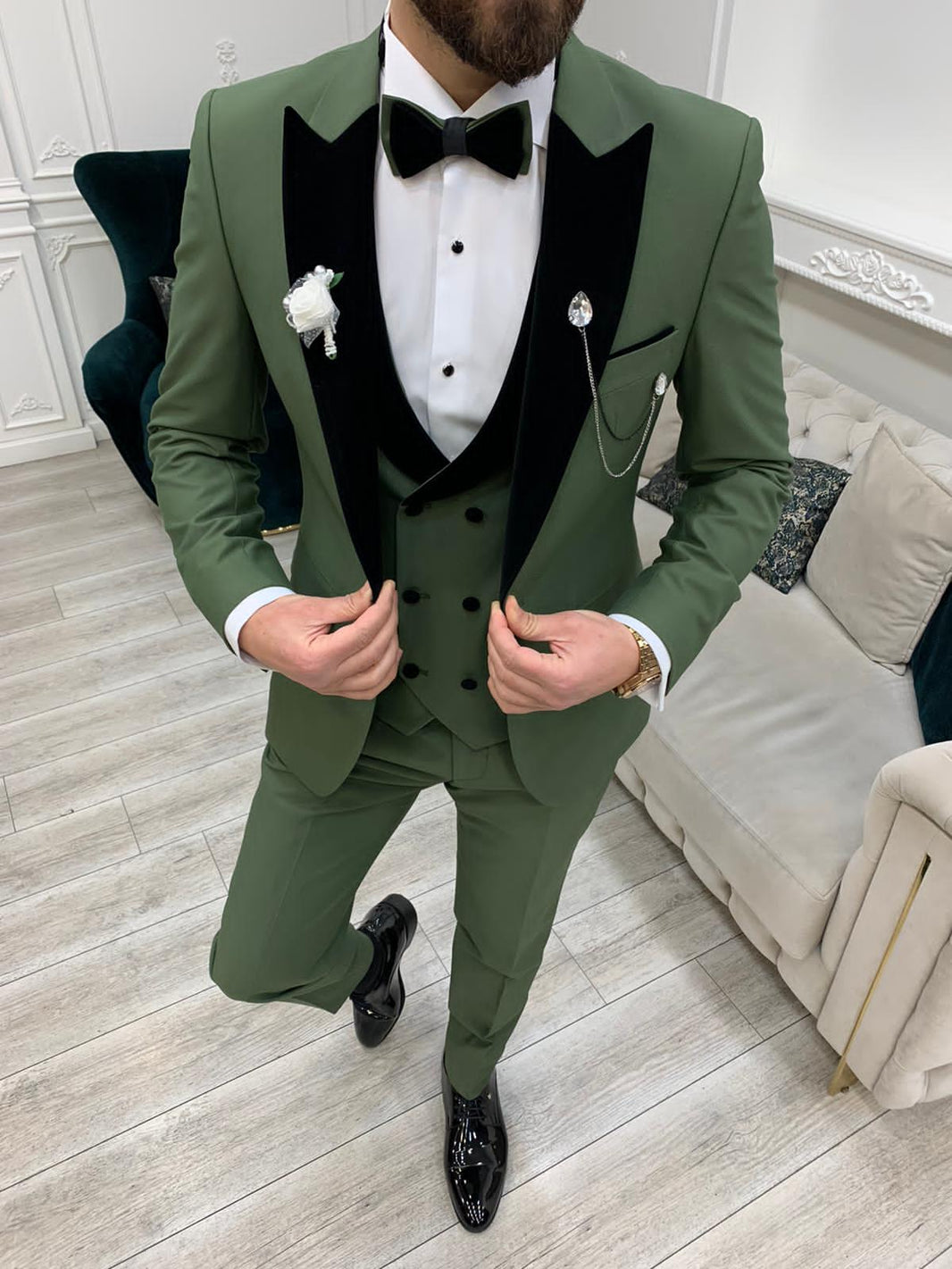 Men's Tuxedo Collection: The Perfect Formal Attire for Any Occasion ...
